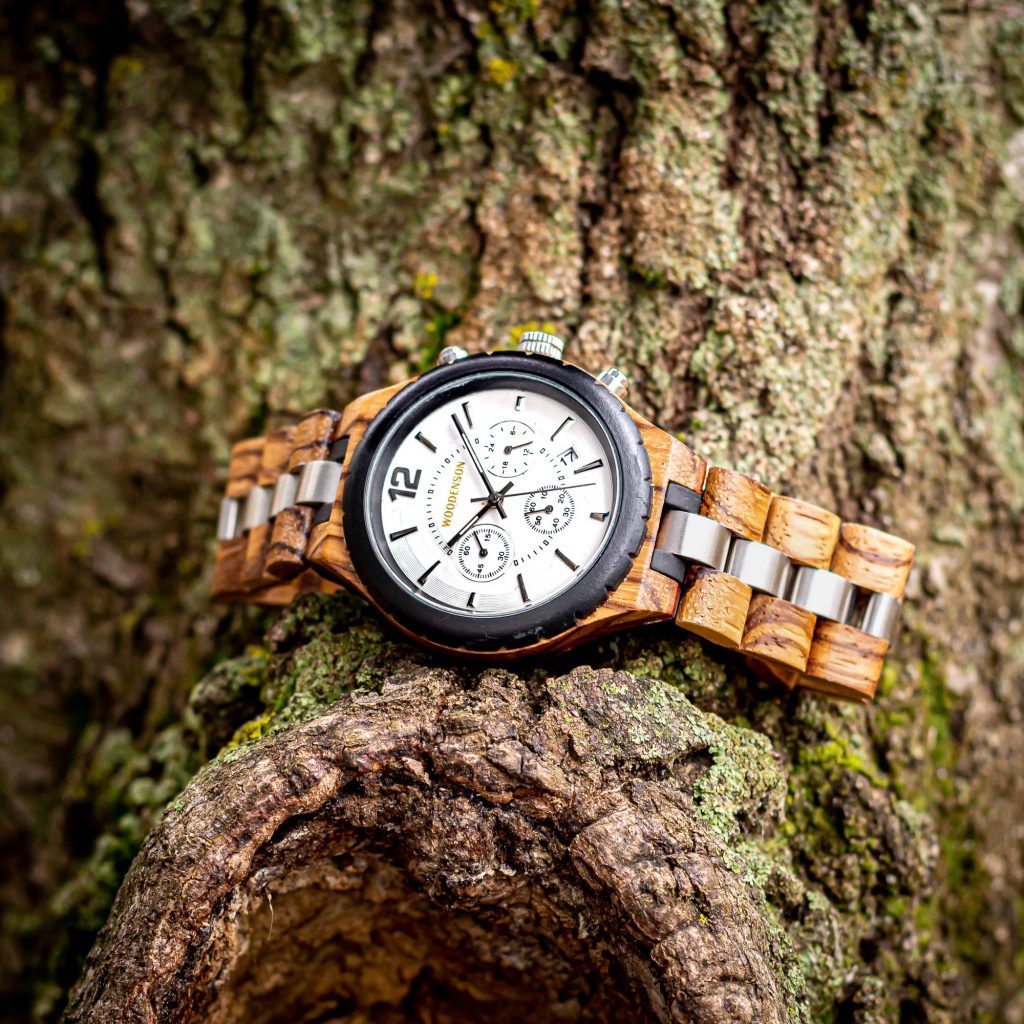 Reloj de madera de ébano modelo Takeyume - Woodenson México