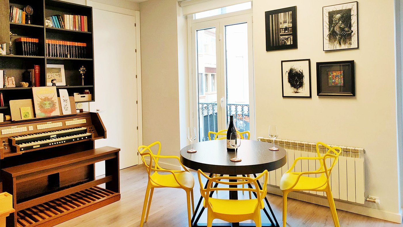 Nacho Navarro: arte, misterio e historia - Woodenson México